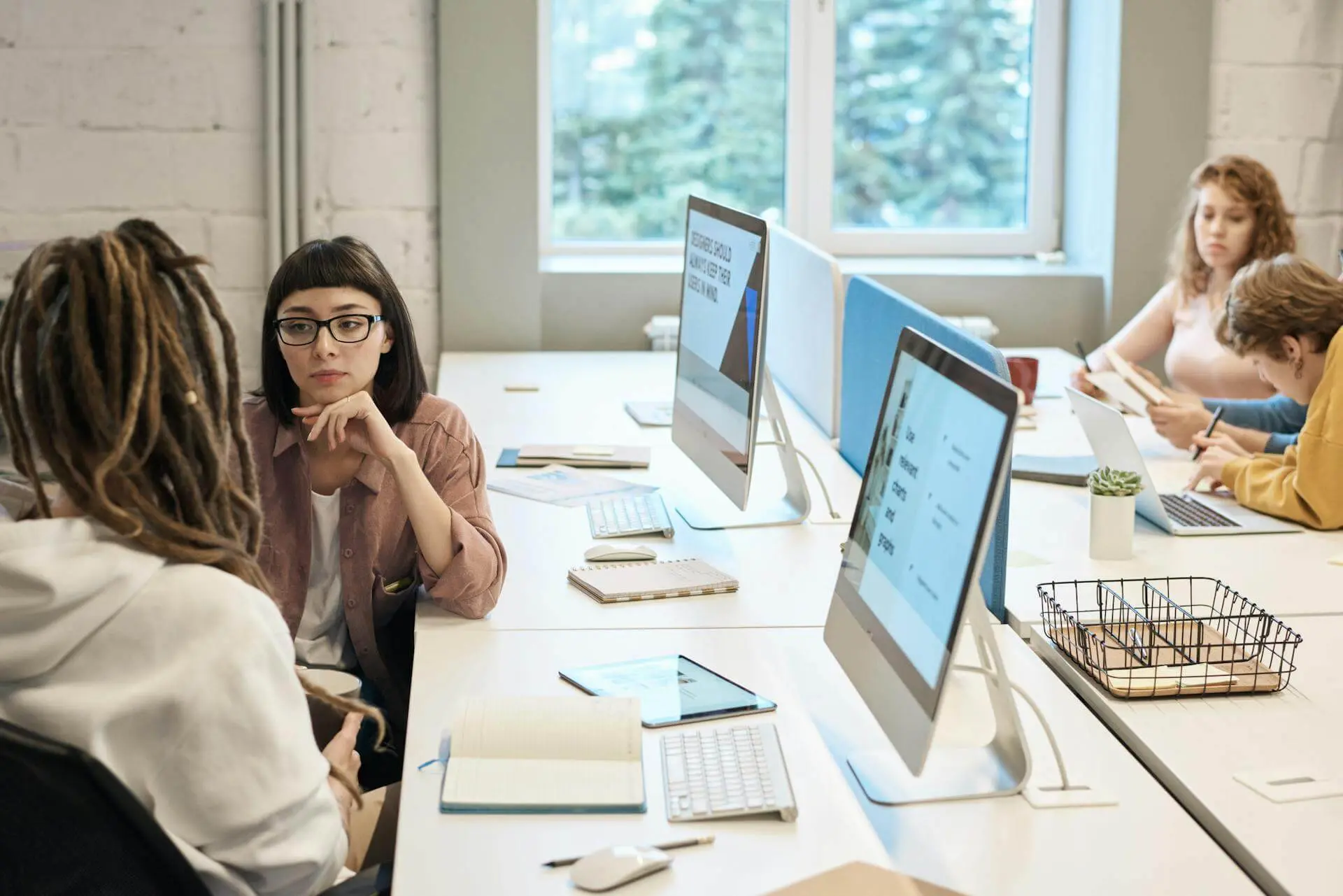 Time Tracker vs Manual Timesheets – What’s Better for Tracking Employee ...